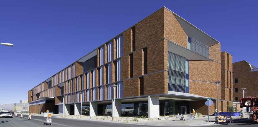 U of A Bioscience Research Lab - Hardrock Concrete